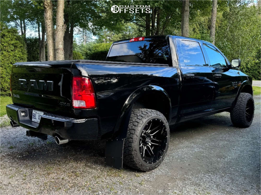 2021 Ram 1500 Classic with 22x12 -44 XF Offroad Xf-222 and 33/12.5R22 ...
