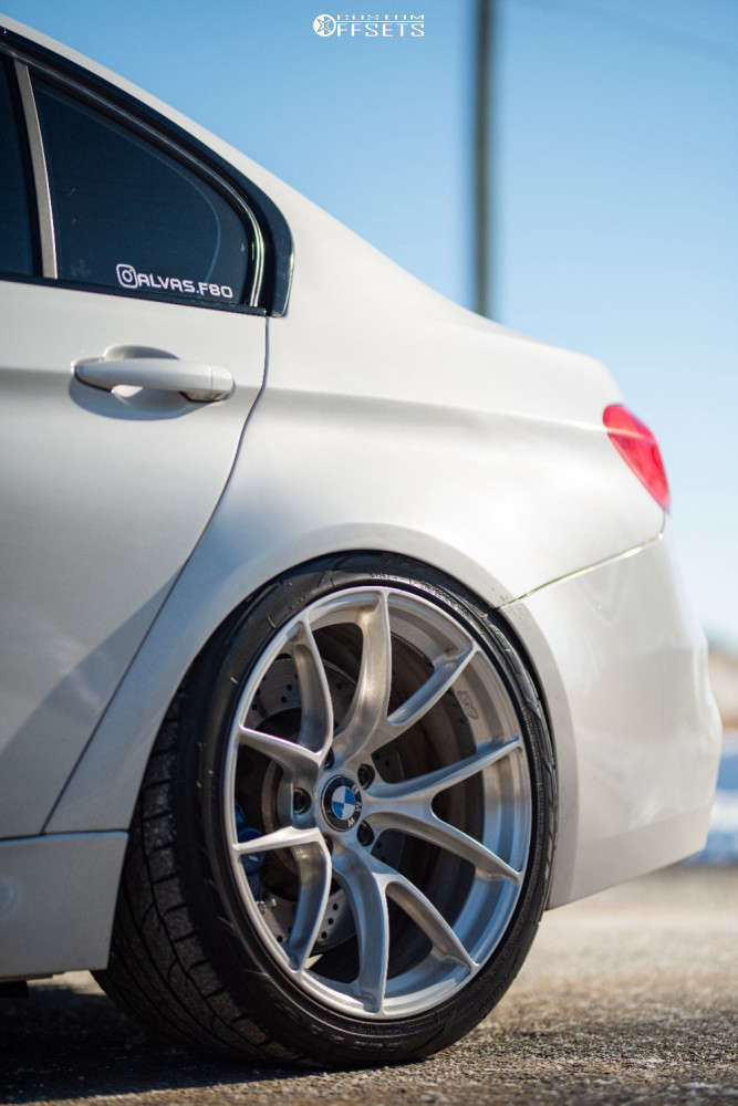 2016 BMW M3 with 19x10 45 Apex Vs-5rs and 265/35R19 Nitto Nt555 G2 and ...
