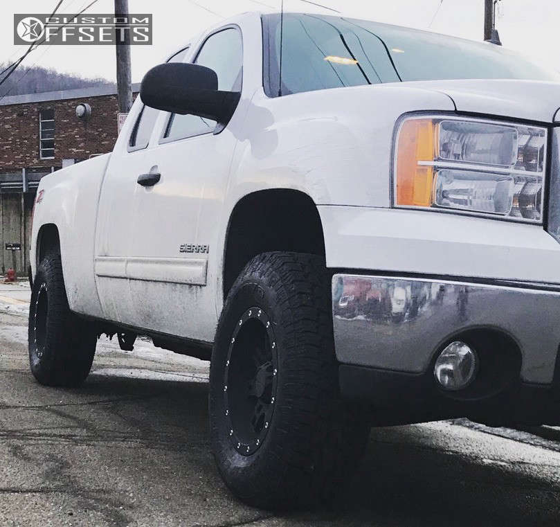 2012 GMC Sierra 1500 with 17x9 -6 Pro Comp Series 31 and 285/70R17 Toyo ...