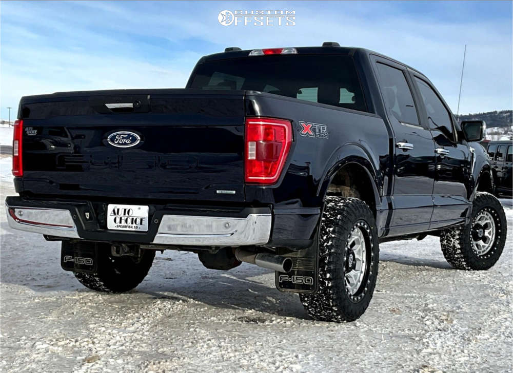 2021 Ford F-150 with 20x10 -19 Scorpion Nomad and 33/11.5R20 Patriot ...