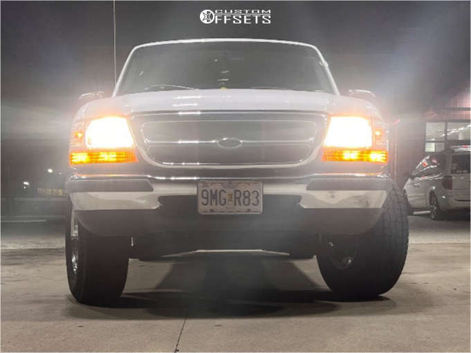 1998 Ford Ranger with 15x8 -19 Pro Comp Series 69 and 31/10.5R15 Lexani ...