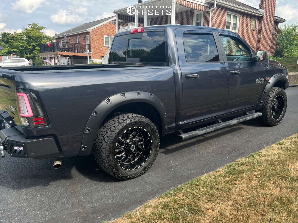 2018 Ram 1500 with 20x12 -44 TIS 544bm and 33/12.5R20 Venom Power Terra ...