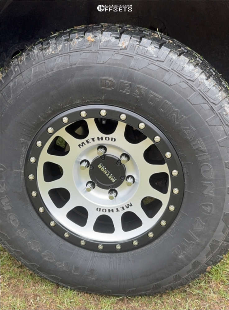 2002 Chevrolet Silverado 1500 with 16x8 0 Method Mr305 and 265/75R16 ...