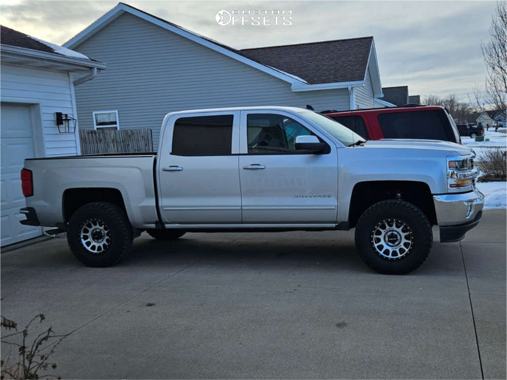 2017 Chevrolet Silverado 1500 with 17x8.5 0 Method Mr305 and 285/70R17 ...
