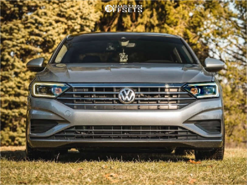 2020 Volkswagen Jetta with 18x8.5 35 Aodhan Ah11 and 225/45R18 ...