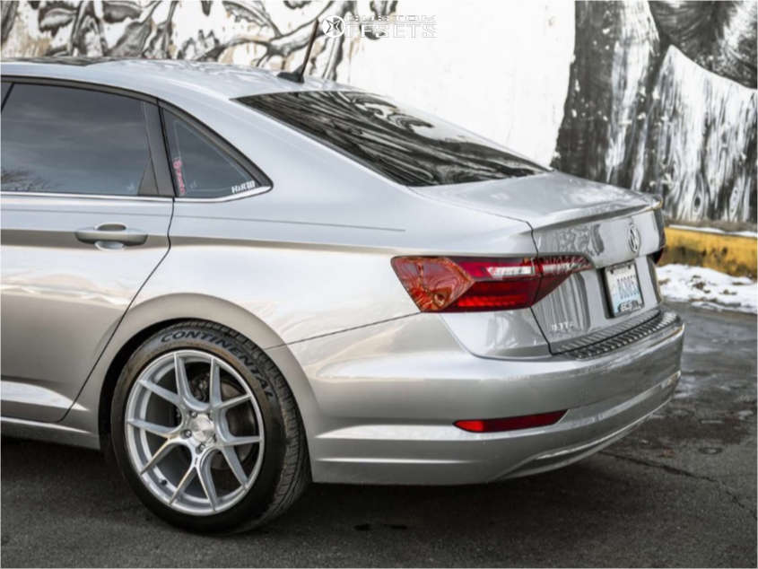 2020 Volkswagen Jetta with 18x8.5 35 Aodhan Ah11 and 225/45R18 ...