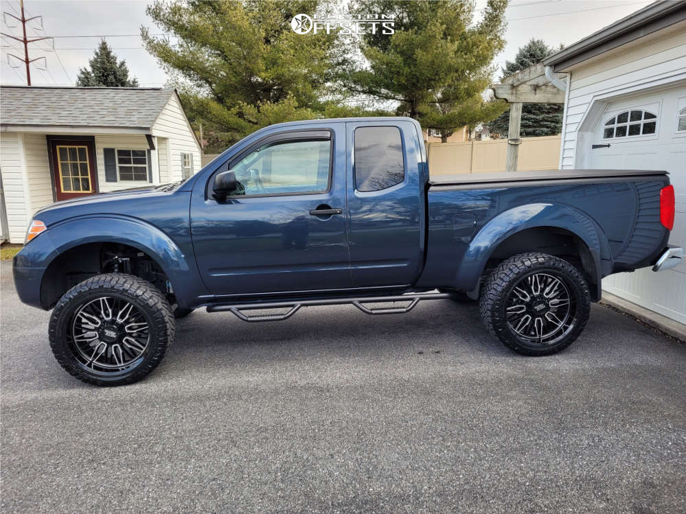 2019 Nissan Frontier with 22x10 -18 Moto Metal Mo809 and 285/45R22 ...