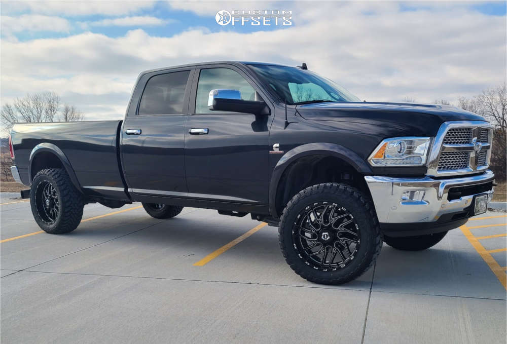 2018 Ram 2500 with 22x10 -19 TIS 544bm and 35/12.5R22 Toyo Tires Open Country M/t and Suspension ...