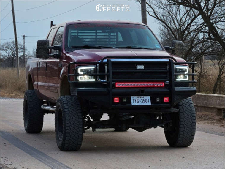 2001 Ford F-250 Super Duty with 20x10 -18 Fuel Hurricane and 37/12.5R20 ...