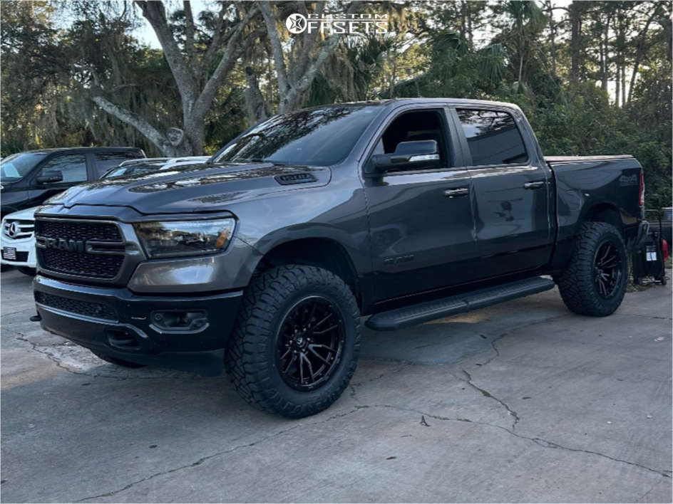 2022 Ram 1500 with 20x10 -18 Fuel Rebel and 35/12.5R20 Nitto Ridge ...
