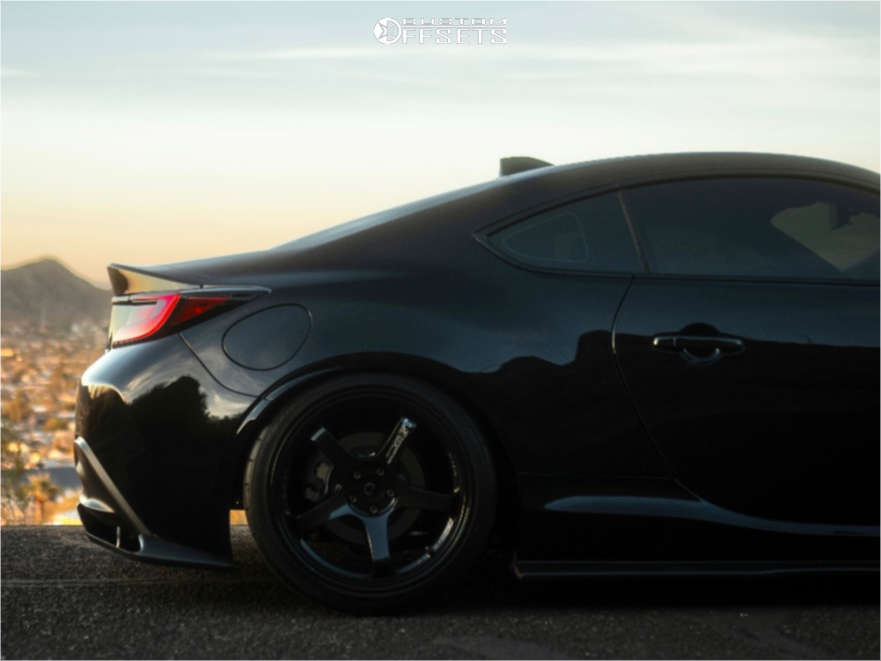 2024 Toyota GR86 with 18x9.5 45 Advan Racing Gt Beyond and 255/35R18 Yokohama Advan Apex V601 ...