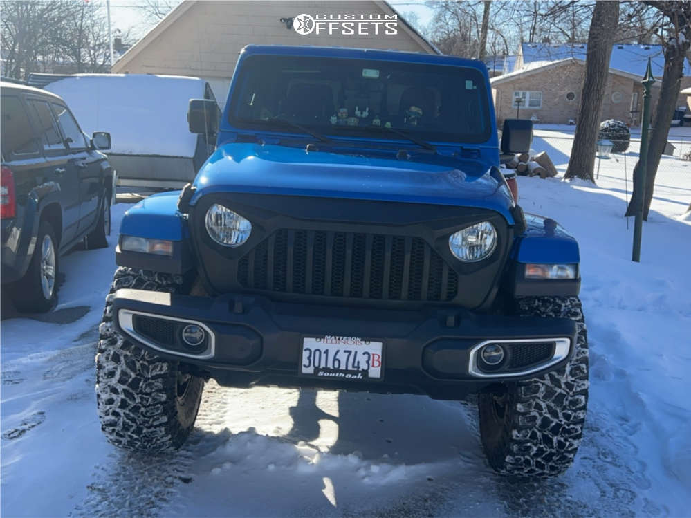 2020 Jeep Gladiator with 17x8.5 0 Method Mr305 and 37/12.5R17 Cooper ...