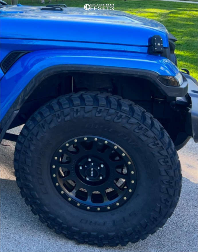 2020 Jeep Gladiator with 17x8.5 0 Method Mr305 and 37/12.5R17 Cooper ...