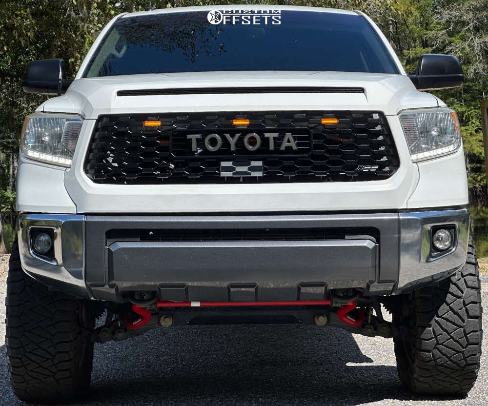 2016 Toyota Tundra with 20x9 12 Vision Rocker and 35/12.5R20 Nitto ...