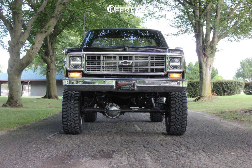 1978 Chevrolet K10 with 20x9 -12 Raceline Assault and 35/12.5R20 ...