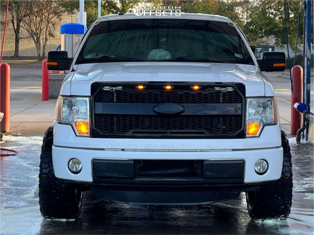 2014 Ford F-150 with 20x10 -18 Fuel Clash and 33/12.5R20 Nitto Ridge ...