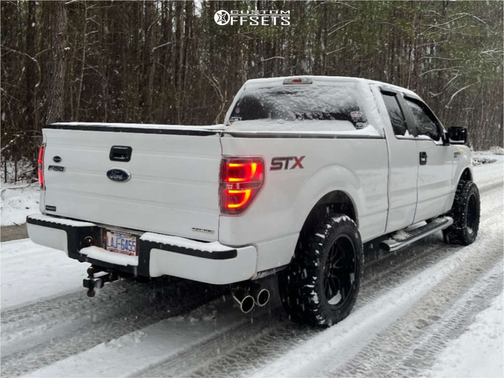 2014 Ford F-150 with 20x10 -18 Fuel Clash and 33/12.5R20 Nitto Ridge ...