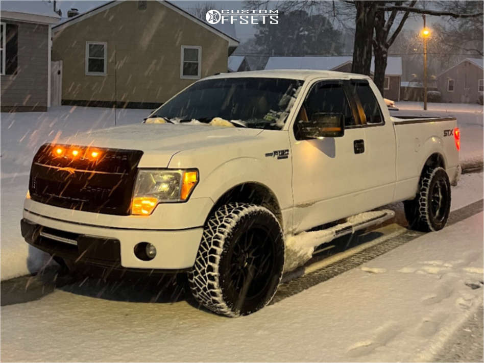2014 Ford F-150 with 20x10 -18 Fuel Clash and 33/12.5R20 Nitto Ridge ...