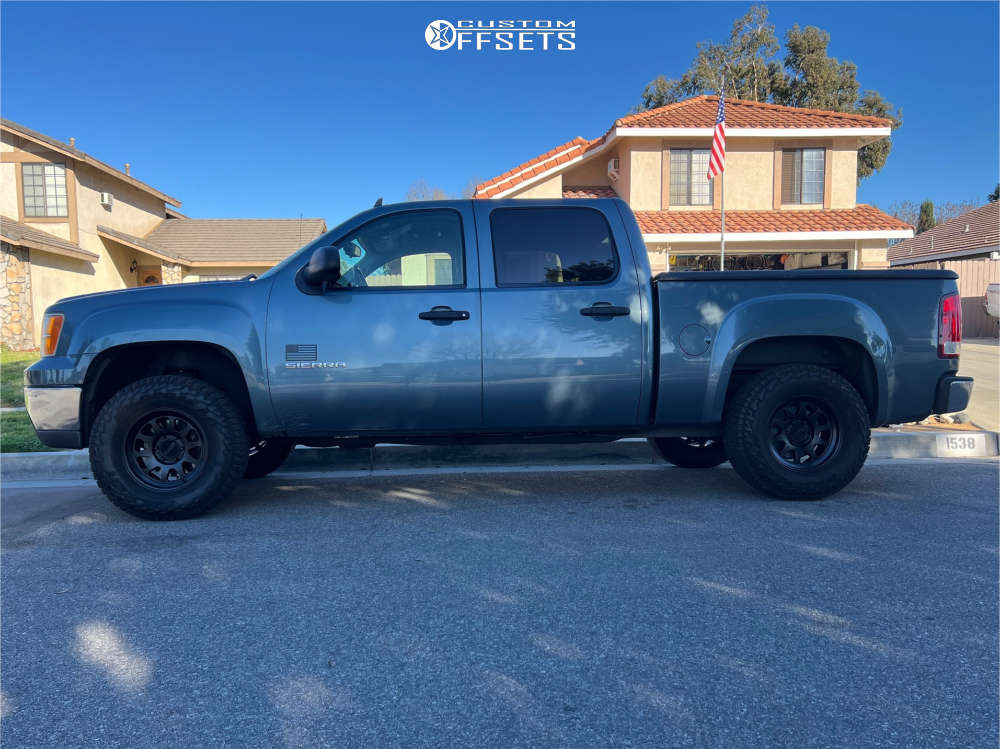 2011 GMC Sierra 1500 with 17x8.5 0 Method Mr316 and 285/70R17 Falken ...