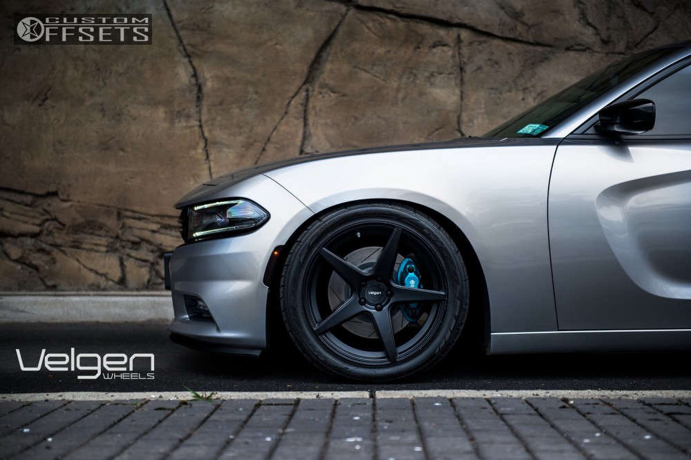 2015 Dodge Charger with 20x9 20 Velgen Classic5 and 275/35R20 Nitto ...