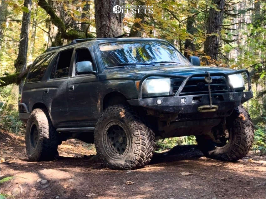 1998 Toyota 4Runner with 17x9 -38 Dirty Life Enigma Race and 285/75R17 ...