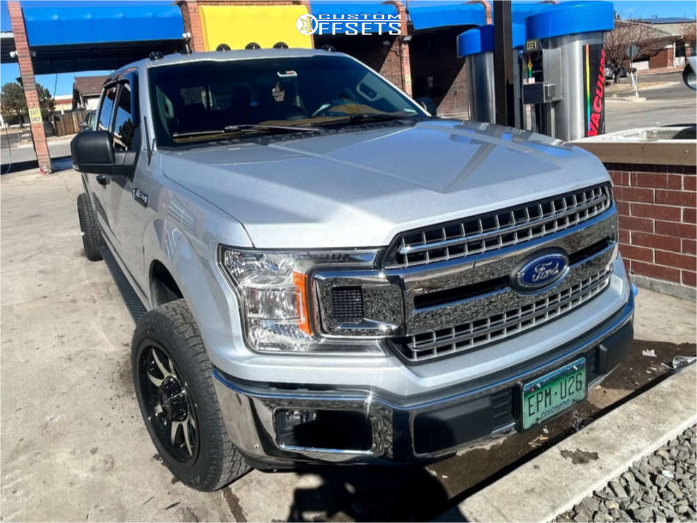 2019 Ford F-150 with 18x9 -12 Rock Forged Ff77 and 265/60R18 Arroyo ...