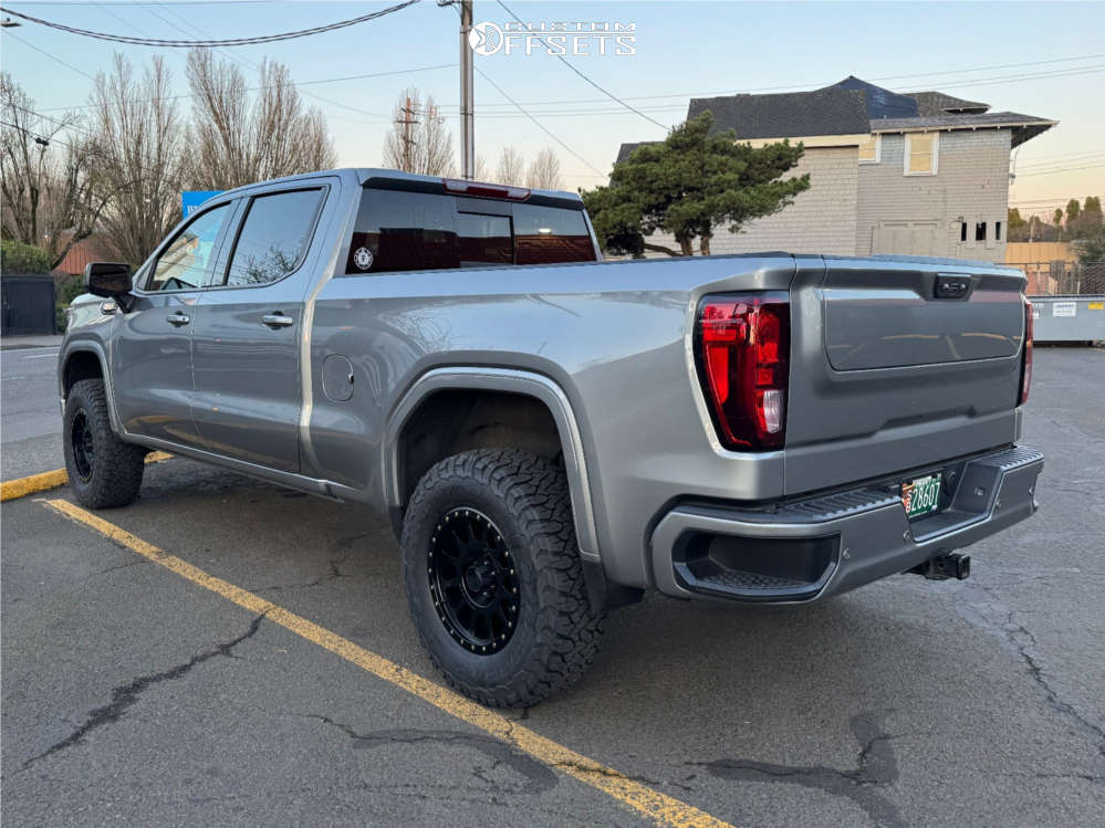 2024 GMC Sierra 1500 with 18x9 0 Method Mr305 and 295/70R18 BFGoodrich ...