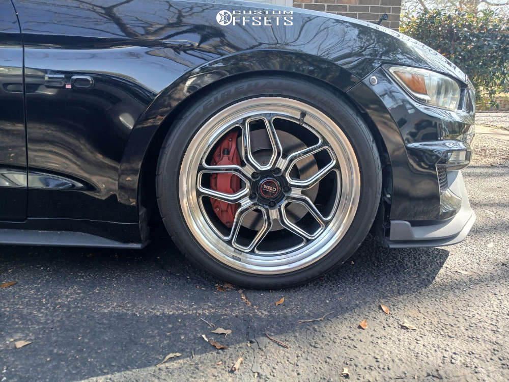 2016 Ford Mustang with 20x9 29 Weld Racing Laguna and 275/35R20 ...