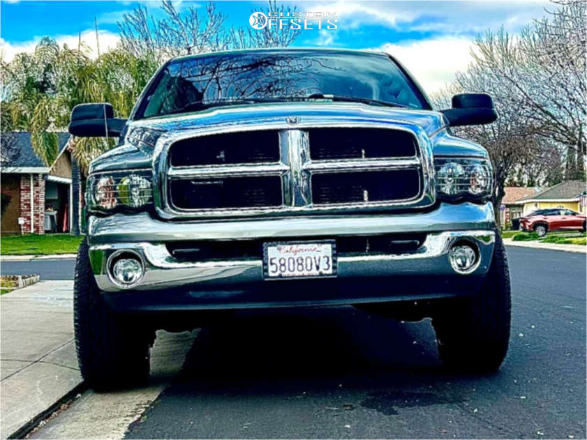 2005 Dodge Ram 2500 with 20x12 -44 TIS 560bm and 33/12.5R20 Atturo Trail Blade Ats and ...