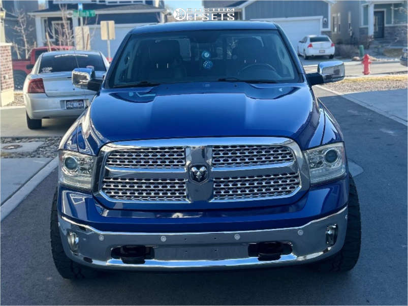 2017 Ram 1500 with 20x12 -44 TIS 544c and 33/12.5R20 Armstrong Dessert ...