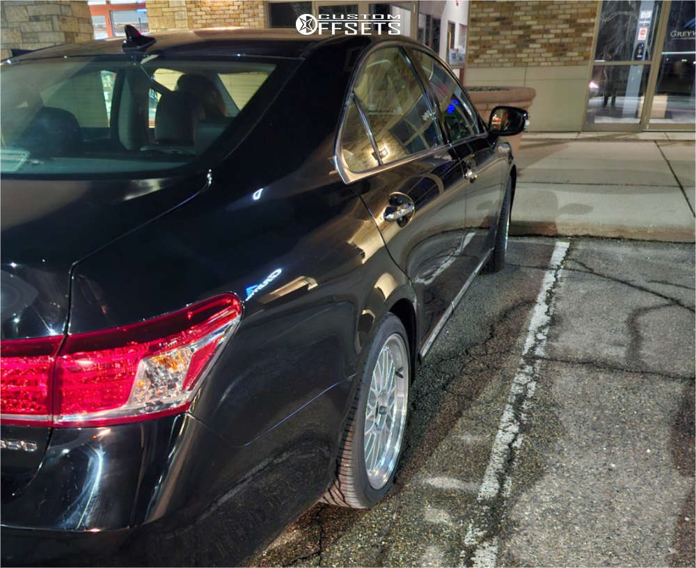 2011 Lexus ES350 with 18x8 35 Vors Vr8 and 225/40R18 Toyo Tires Extensa ...