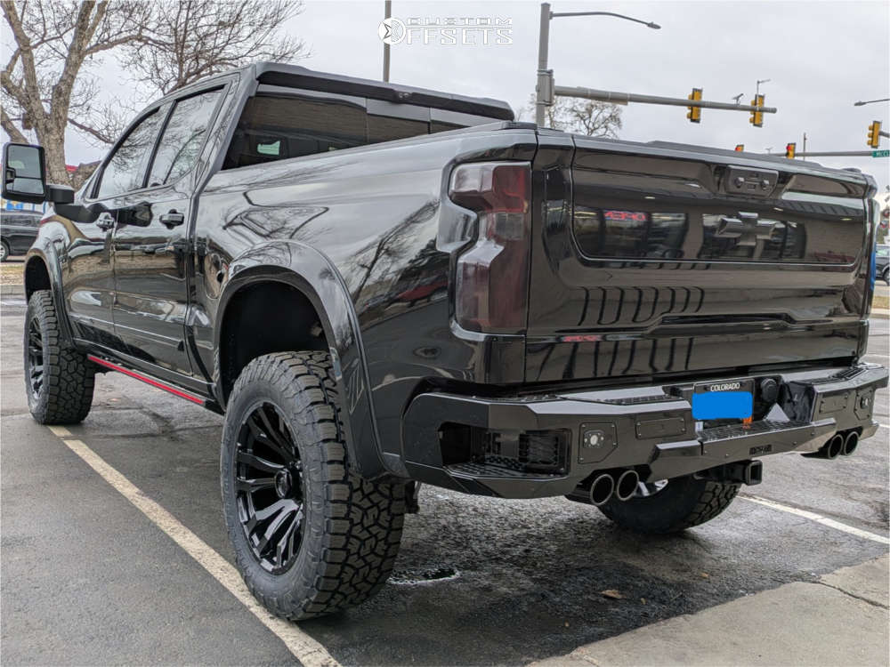 2024 Chevrolet Silverado 1500 with 22x10 -18 Fuel Blitz and 37/12.5R22 ...