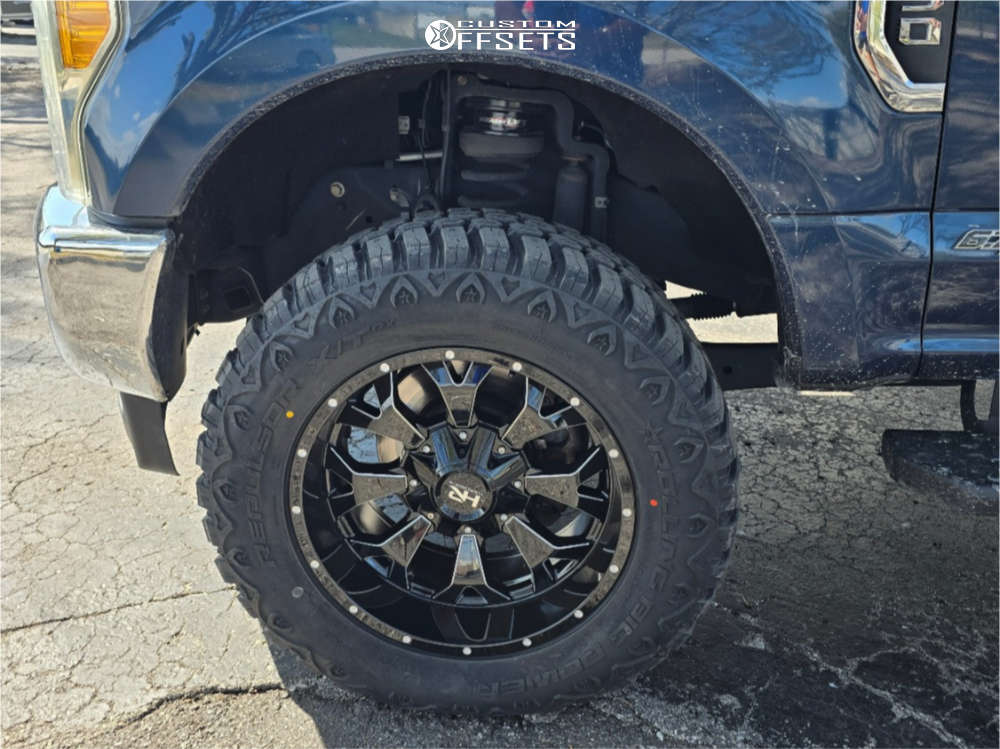 2017 Ford F-250 Super Duty with 20x10 -19 Hardrock Devastator and 35/12 ...