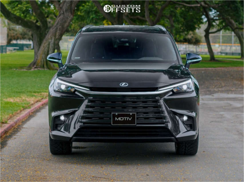 2025 Lexus TX350 with 22x9 40 Motiv Align and 285/45R22 Nitto Nt420s ...
