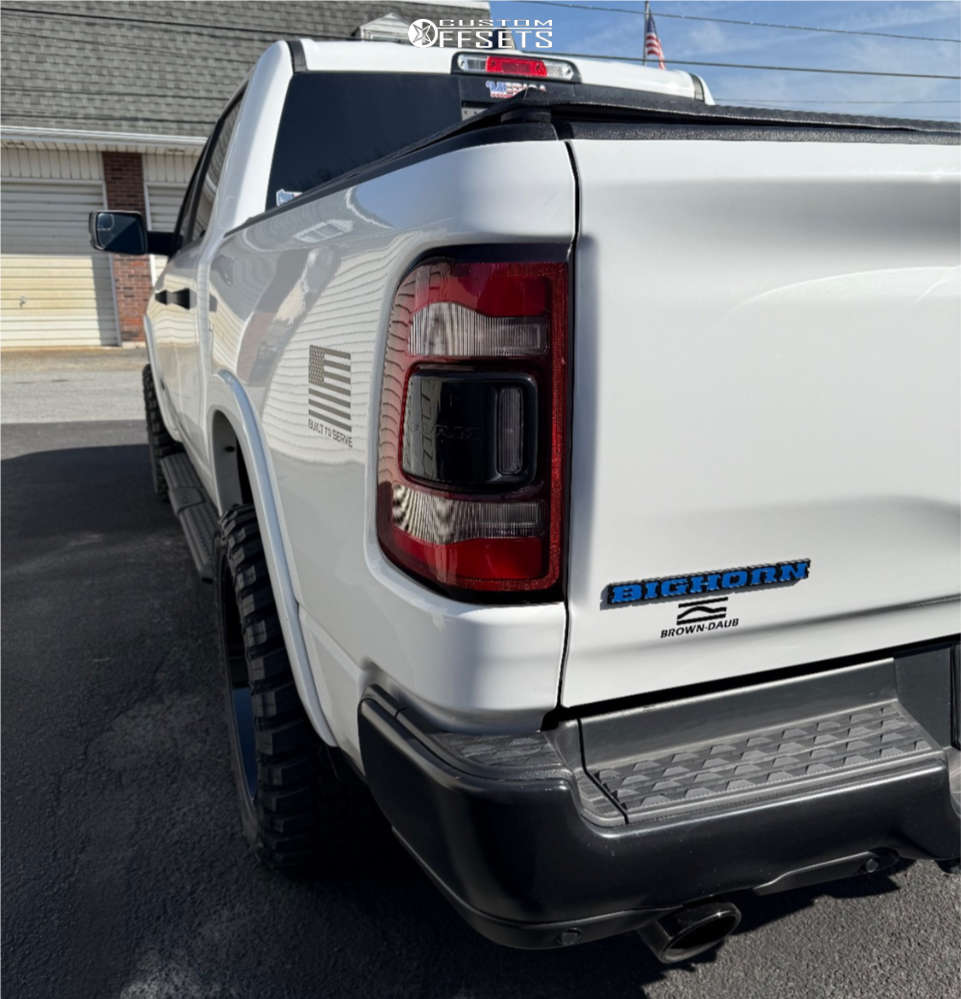 2023 Ram 1500 with 22x10 -18 Fuel Arc and 33/12.5R22 RBP Repulsor Xt Rx ...