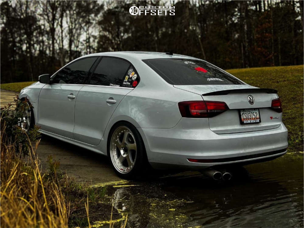 2017 Volkswagen Jetta with 18x8 35 Vors Vr2 and 225/40R18 Kosic Drs-7 ...