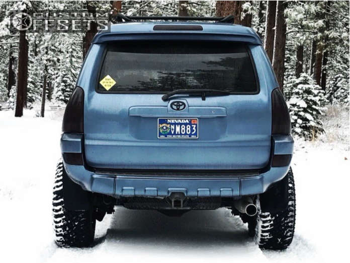 2005 Toyota 4Runner with 20x12 -44 Raceline Injector and 33/12.5R20 ...