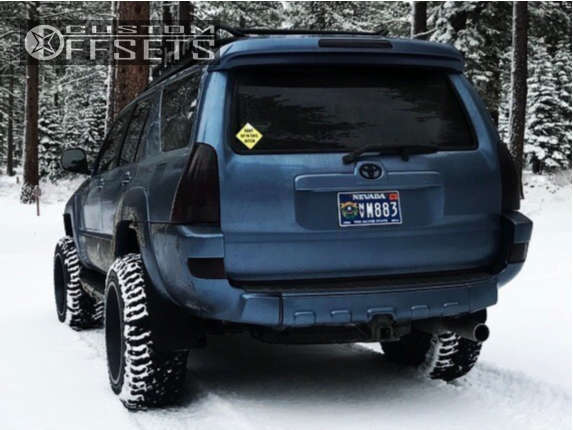 2005 Toyota 4Runner with 20x12 -44 Raceline Injector and 33/12.5R20 ...