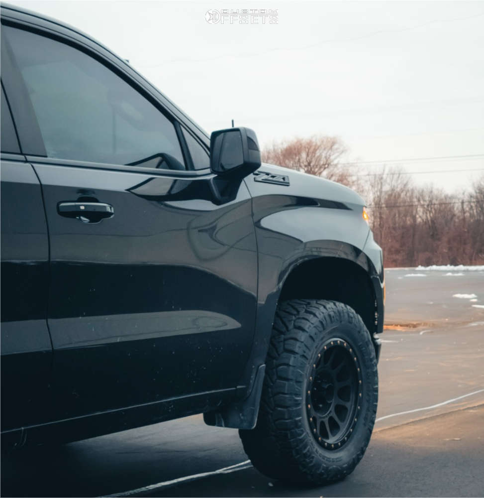 2022 Chevrolet Silverado 1500 LTD with 18x9 -12 Method MR305 and 33/12 ...