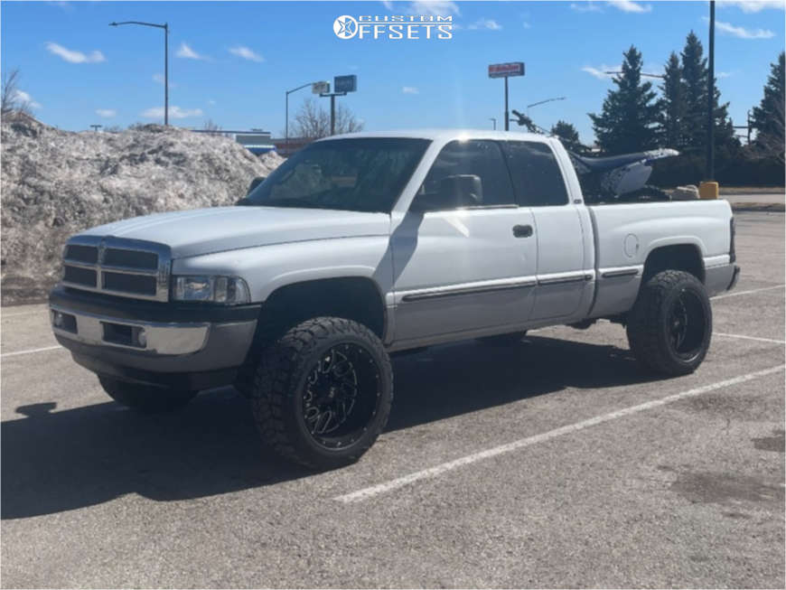 1998 Dodge Ram 1500 with 20x12 -51 Hardrock Destroyer and 33/12.5R20 ...