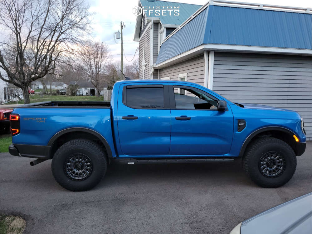 2024 Ford Ranger with 17x8.5 25 Fuel Cycle and 35/11.5R17 Falken ...