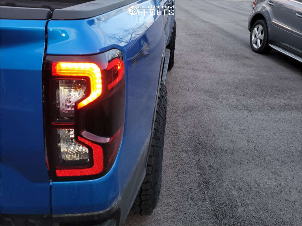 2024 Ford Ranger with 17x8.5 25 Fuel Cycle and 35/11.5R17 Falken ...