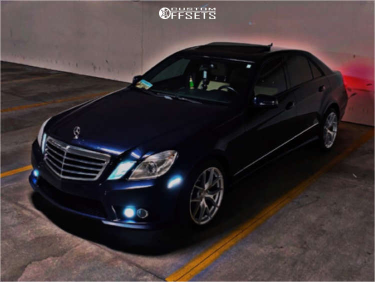 2010 Mercedes-Benz E350 with 18x8.5 35 Aodhan Aff7 and 245/40R18 Kosic ...
