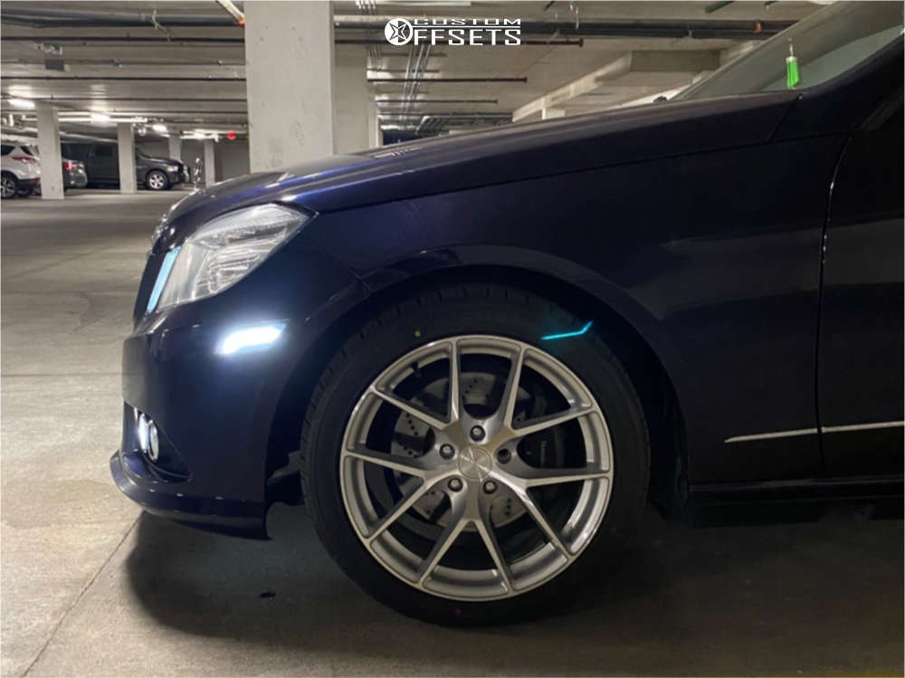 2010 Mercedes-Benz E350 with 18x8.5 35 Aodhan Aff7 and 245/40R18 Kosic ...