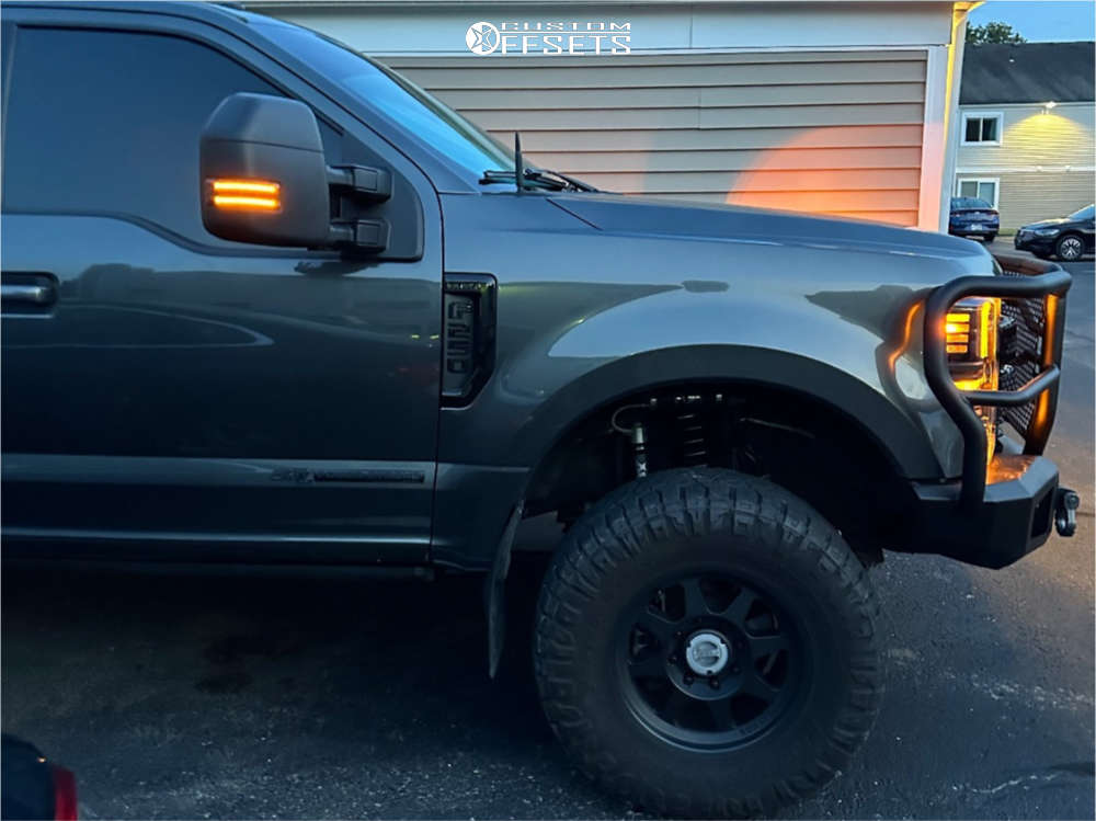 2018 Ford F-250 Super Duty with 18x9 18 Method Mr701 Hd and 35/12.5R18 ...