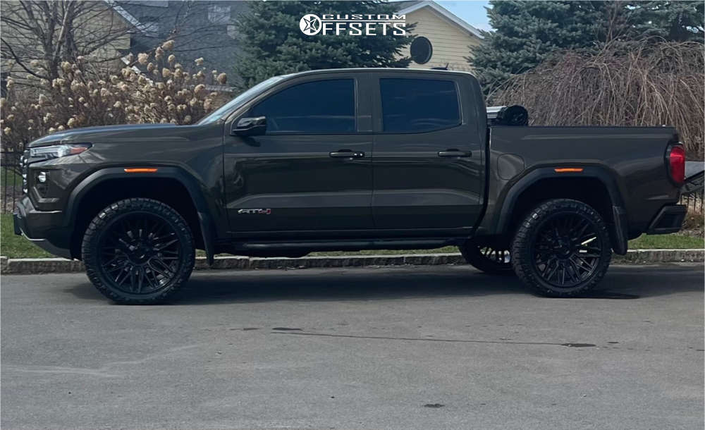 2023 GMC Canyon with 22x10 10 Gear Off-Road 770b and 285/45R22 Nitto ...