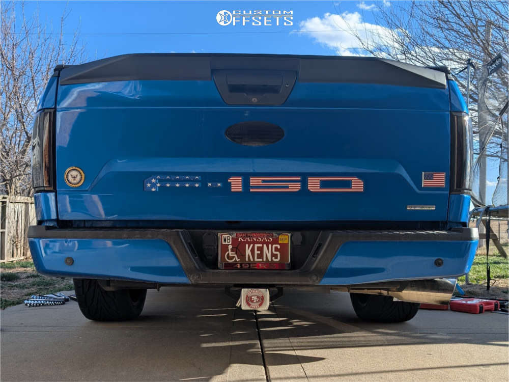 2019 Ford F-150 with 22x10 30 Forgestar X12 and 305/40R22 Toyo Tires ...