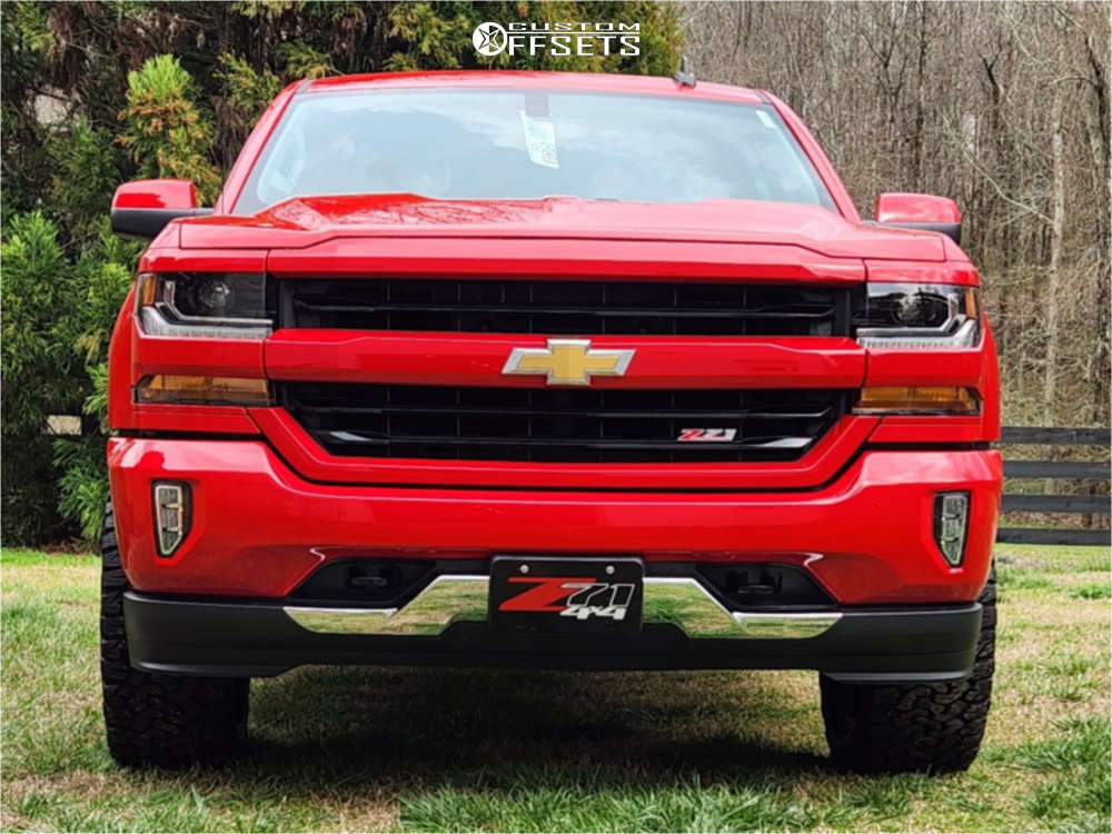2017 Chevrolet Silverado 1500 with 20x9 1 Fuel Flame 6 and 33/12.5R20 ...