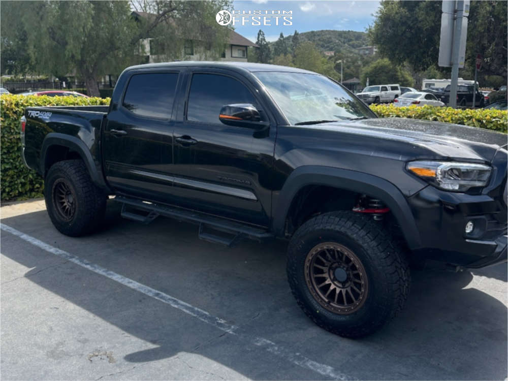 2023 Toyota Tacoma with 17x8.5 -12 RRW Rr7-h Flow Form and 275/70R17 ...