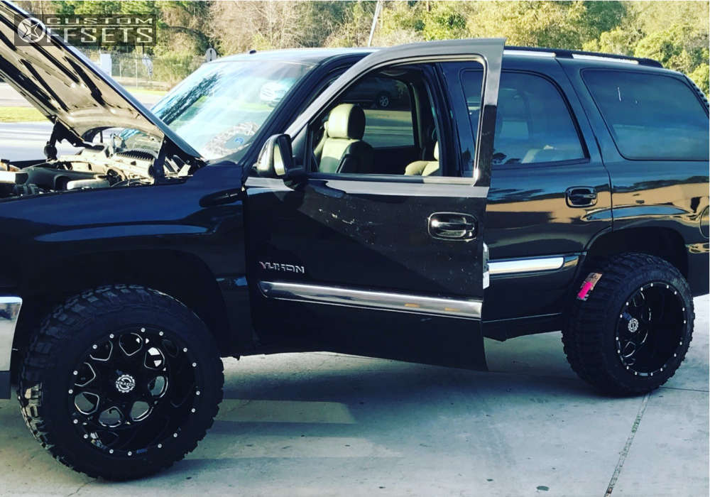 2004 GMC Yukon with 20x14 -76 Scorpion SC10 and 33/12.5R20 Federal ...